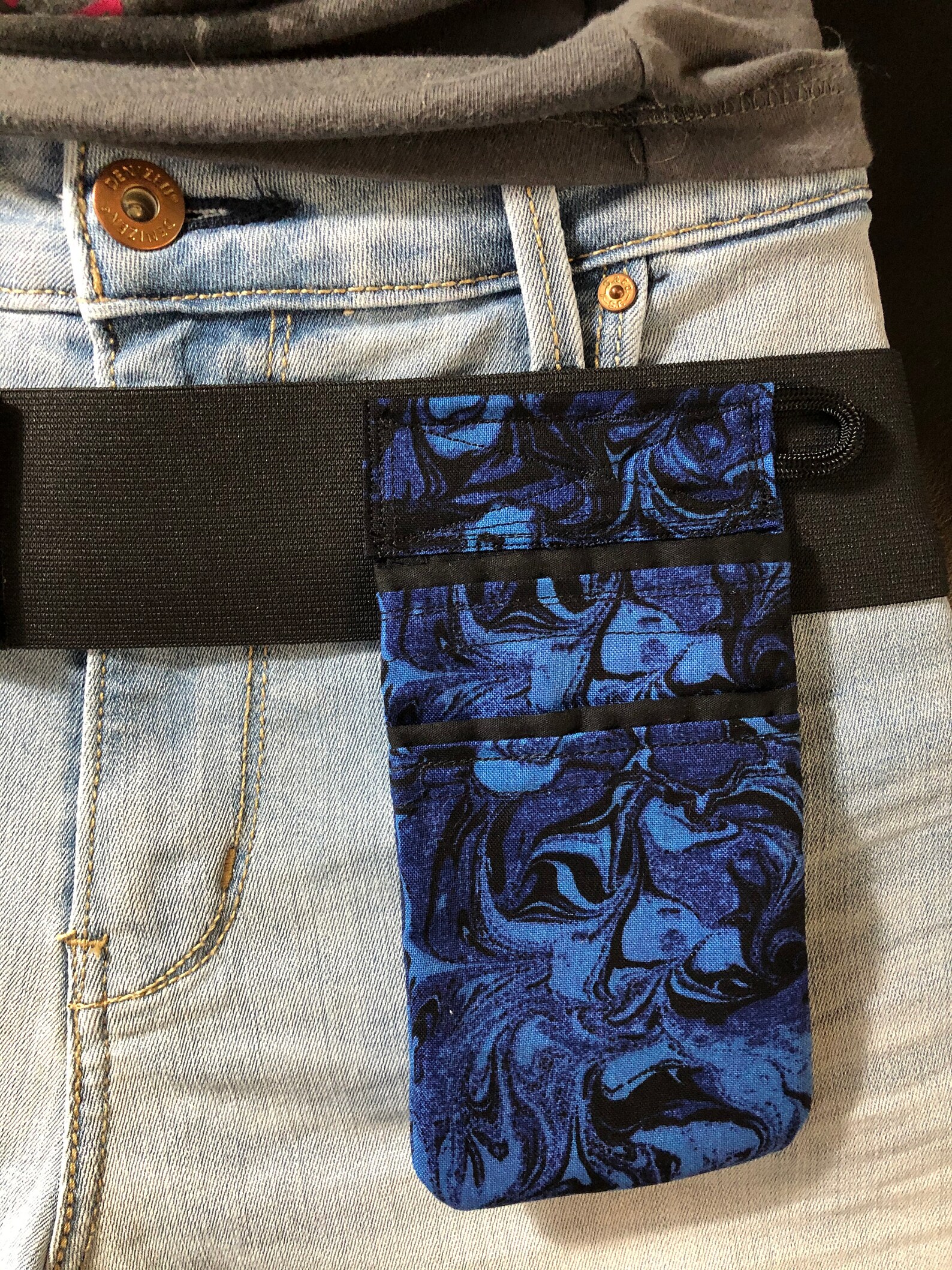 The Essential Phone Pack Confident | Etsy