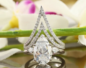 Deep V Shaped Ring - Etsy