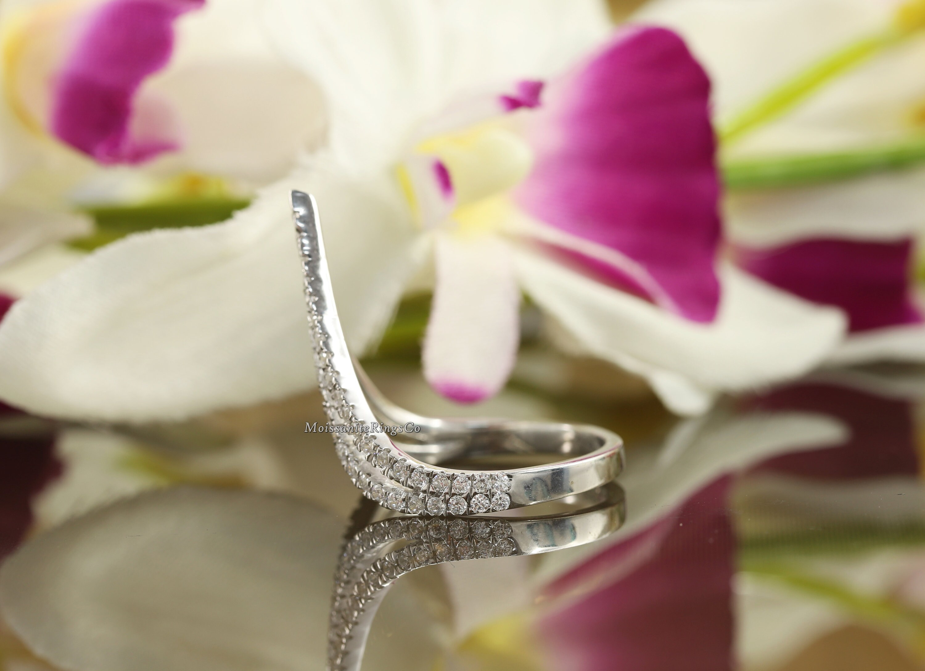 Double Row Deep V Shape Band Stackable Pointed Band Ring - Etsy