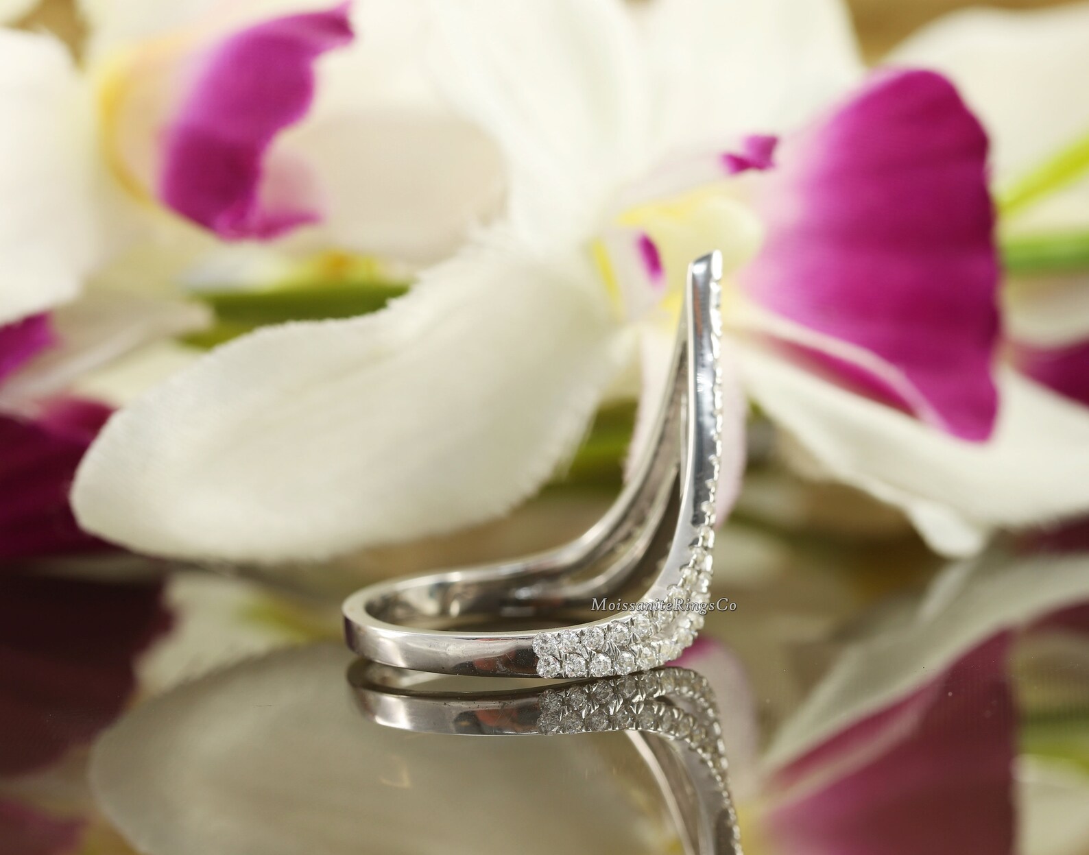 Double Row Deep V Shape Band, Stackable Pointed Band Ring, Round Cut ...