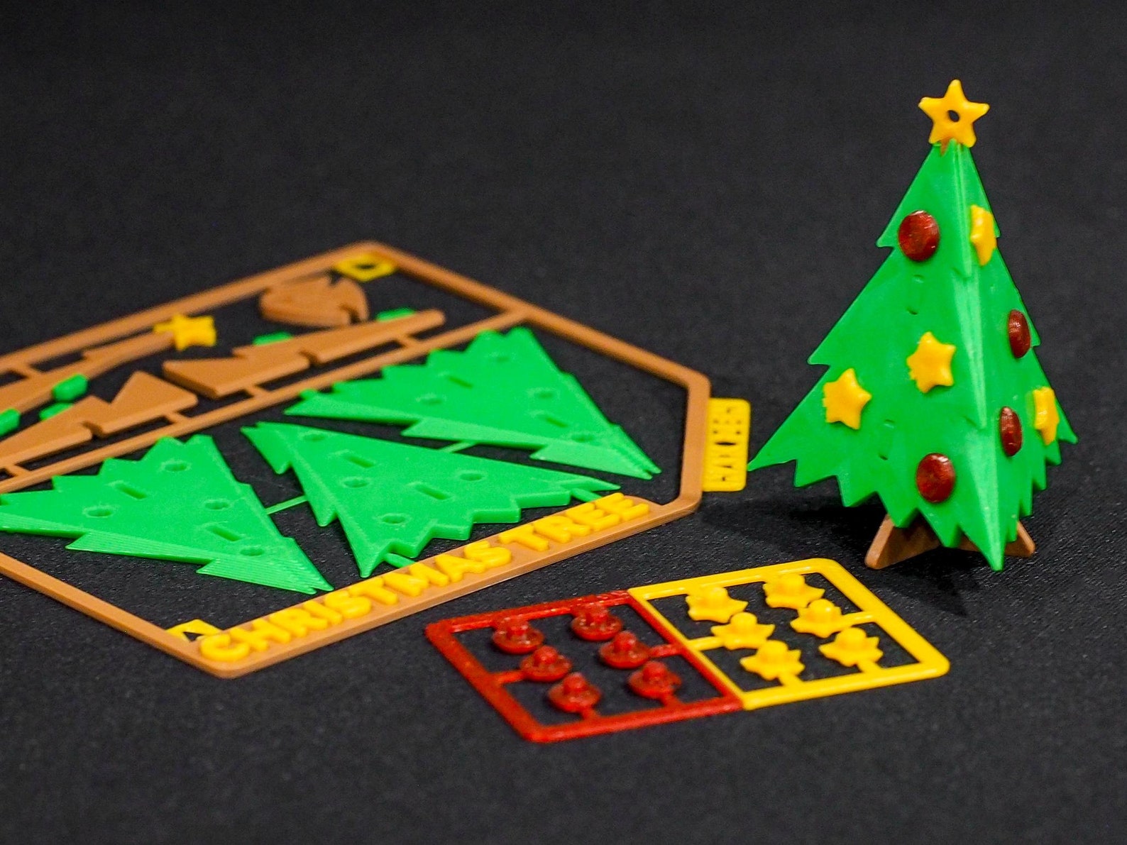 Christmas Tree Model Kit Card | MULTI-COLOUR - Etsy