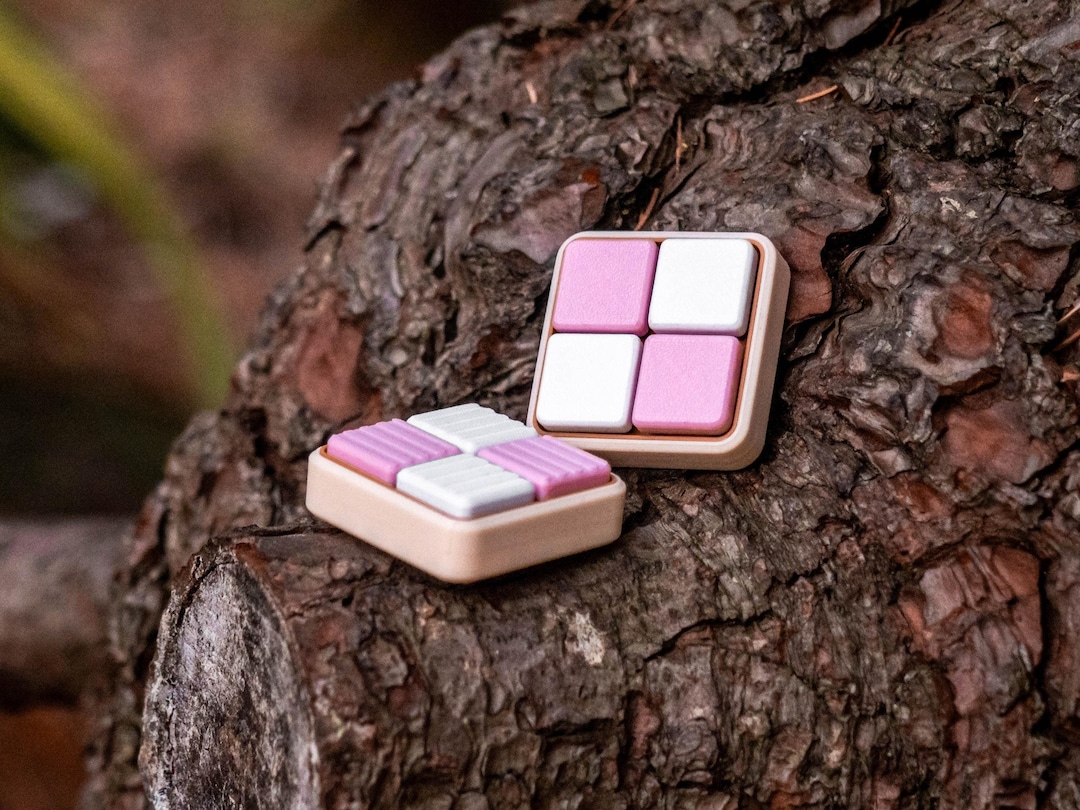 Battenberg Button Fidget | Satisfying Mechanical & Clicky - Etsy