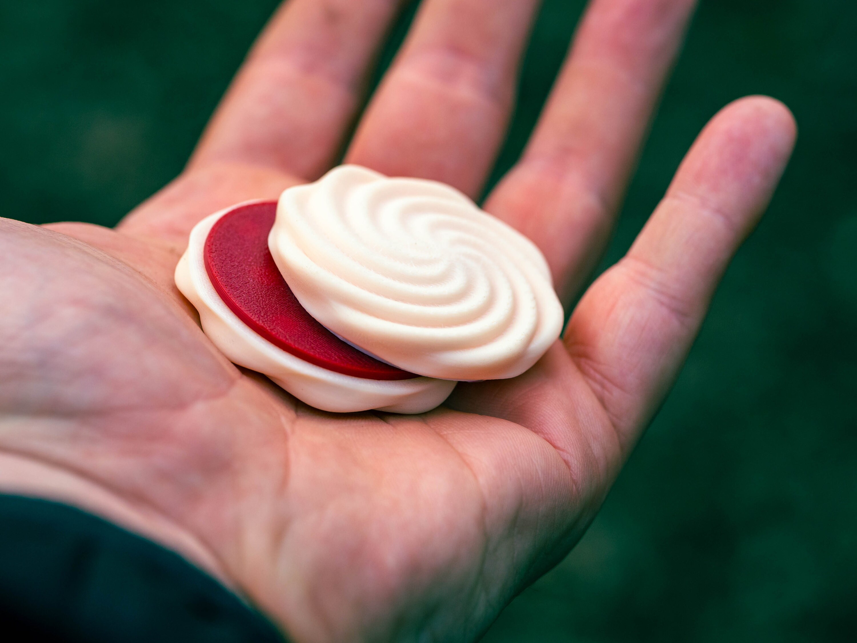 Viennese Whirl Fidget Slider | Satisfying Snappy Magnetic Fidget Toy - Etsy