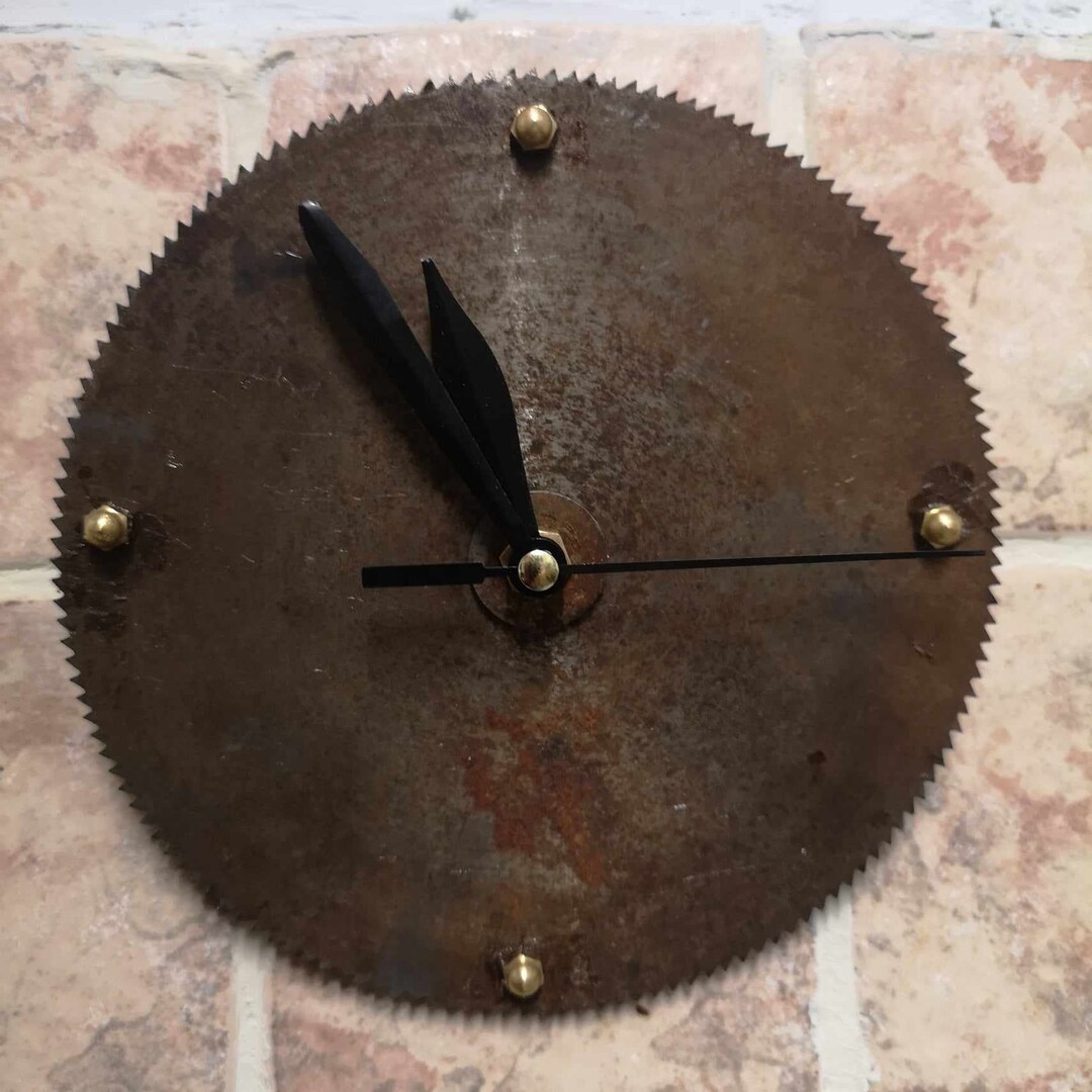 Upcycled Saw Blade Clock Quirky Home Decor Gift Industrial, Steampunk ...