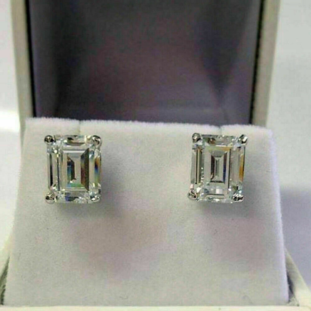 0.20ct Emerald Cut Diamond Women's Beautiful Stud Earrings - Etsy