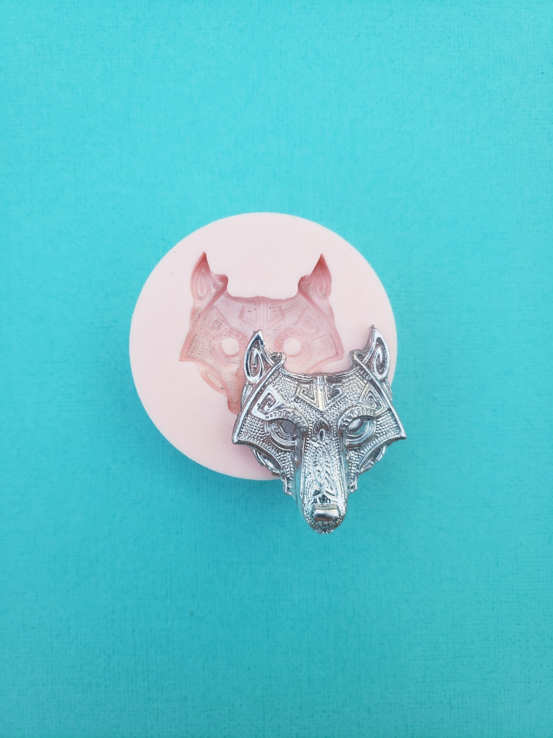 Nordic Wolf Head Silicone Rubber Mold for Resin, Cake, Candy, Fondant ...