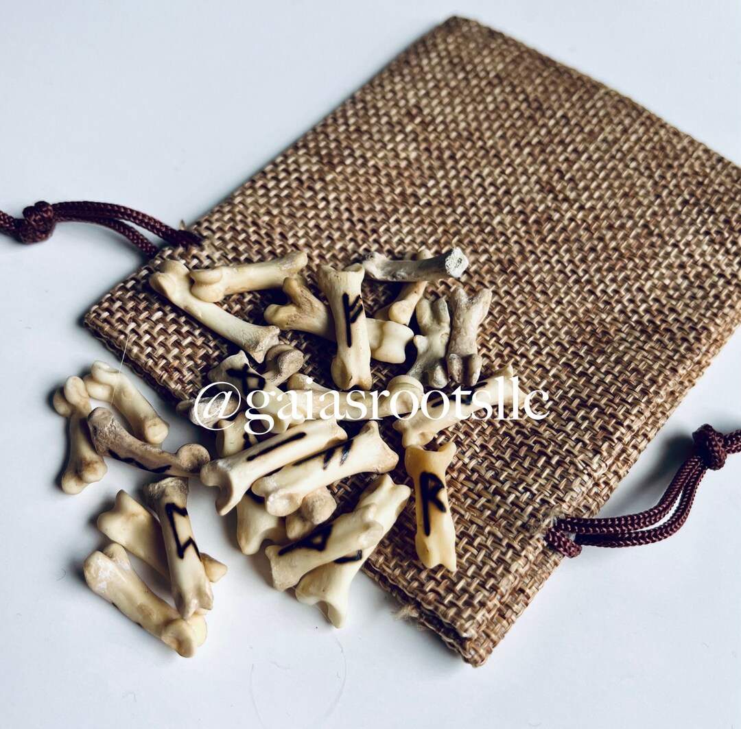 Bobcat Toe Bone Runes Elder Futhark Handmade - Etsy