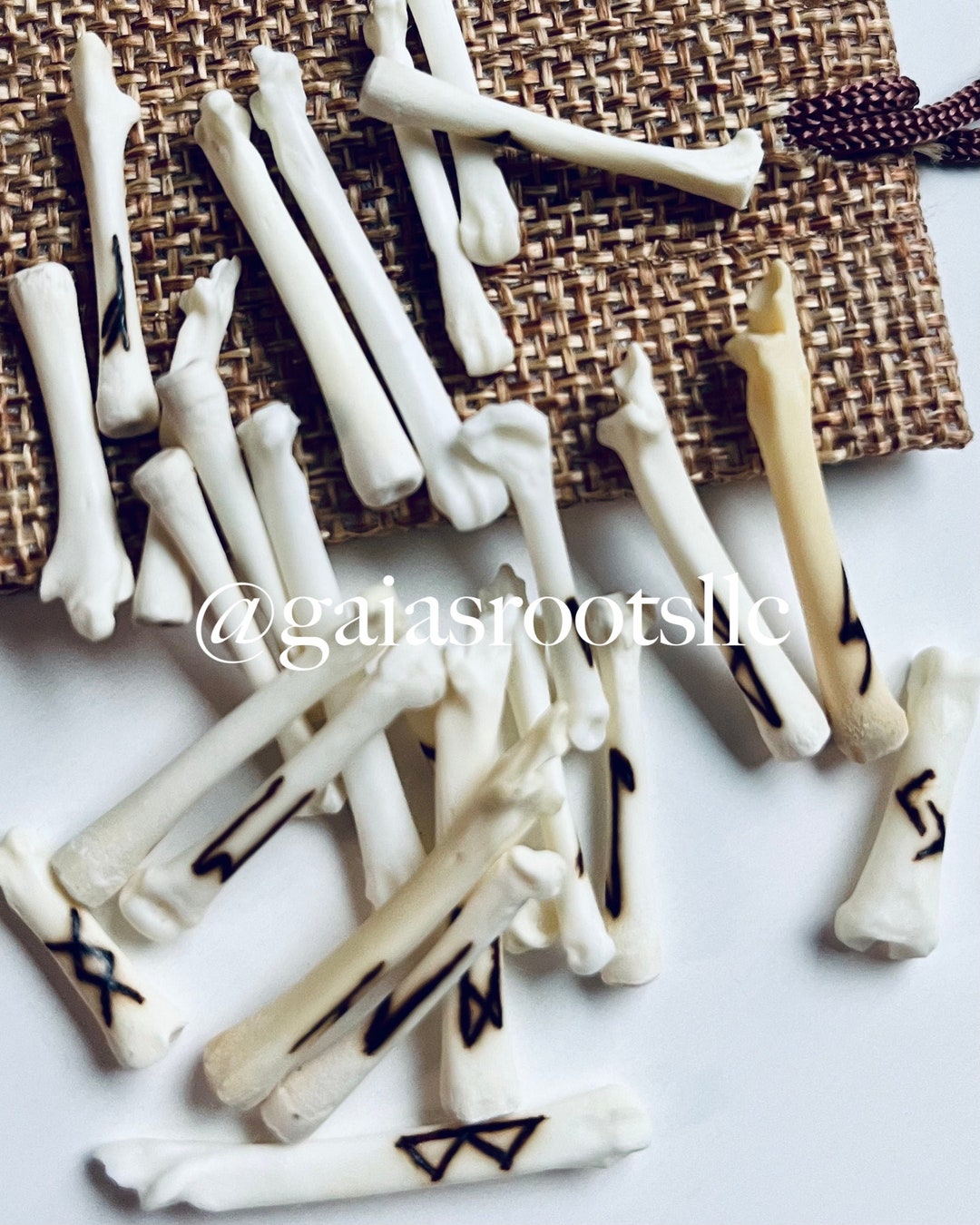 Rabbit Toe Bone Runes Elder Futhark Handmade - Etsy