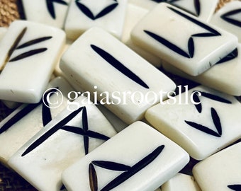Bone Rune Set Hand Carved Real Bone Runes Elder Futhark Norse ...