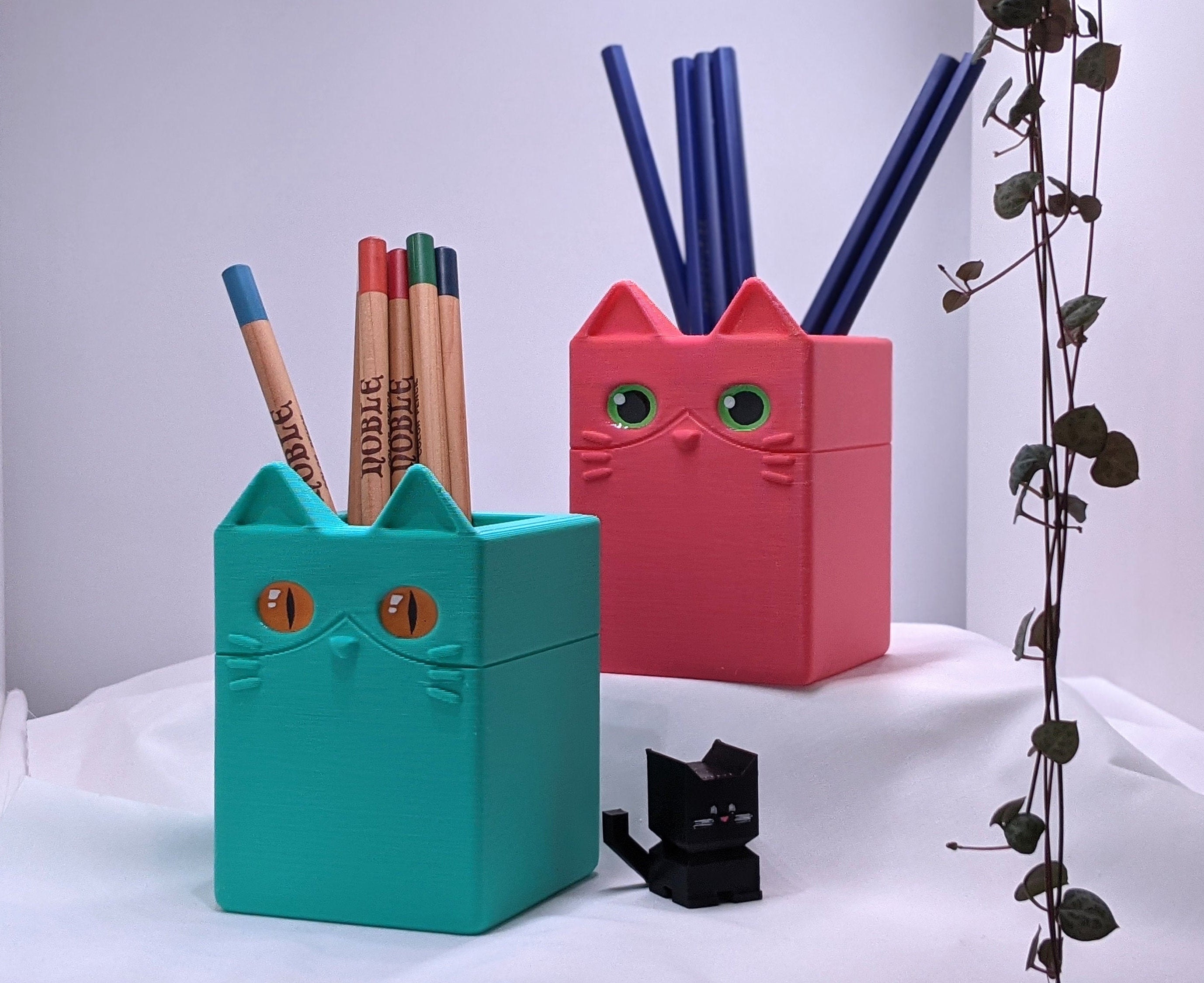 Cat Pen Holder with Hand Painted Eyes Sealed with resin | Etsy