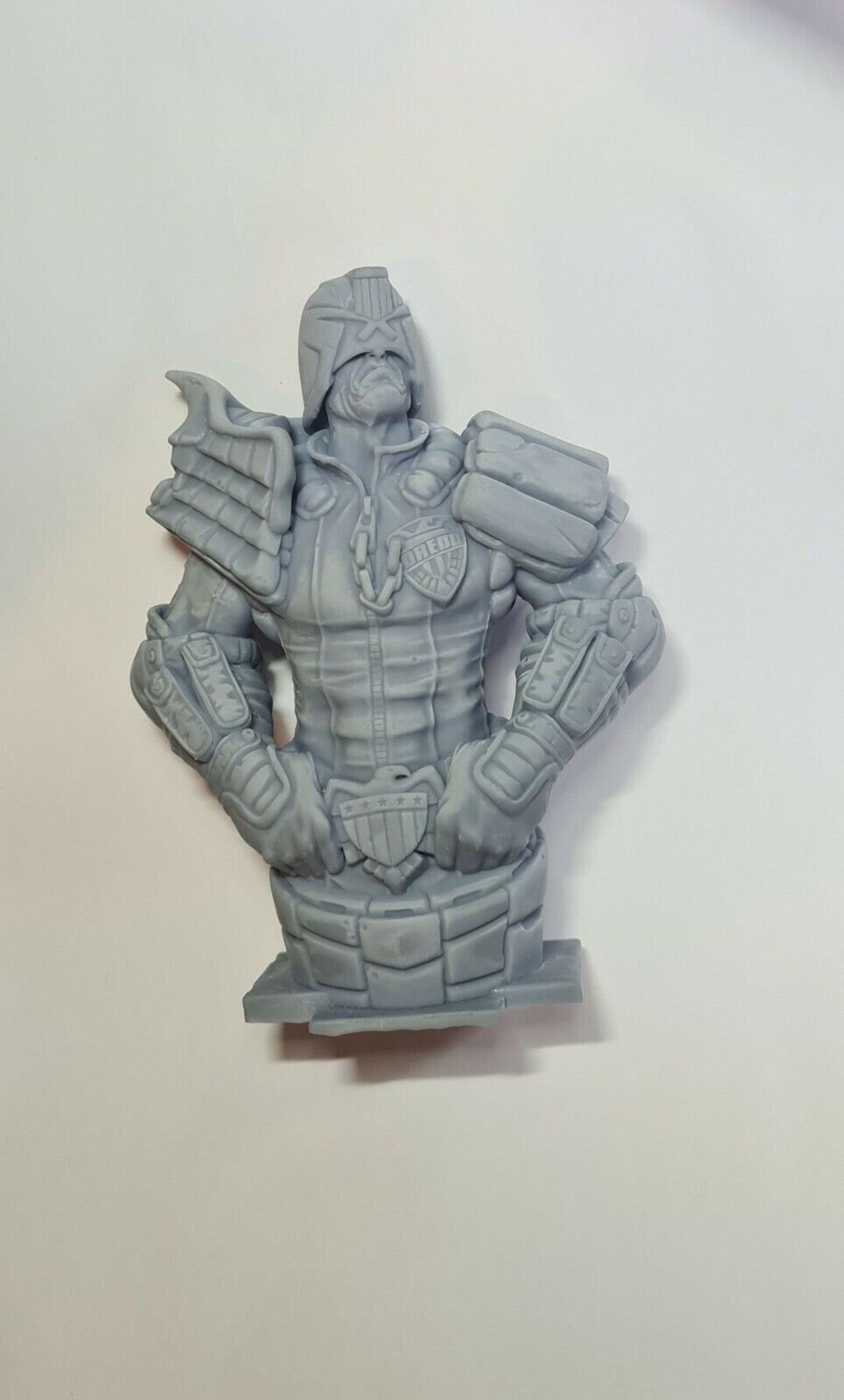 Judge Dredd Bust Resin 3d Printed DIY Model Kit 2000AD 14cm Tall - Etsy UK