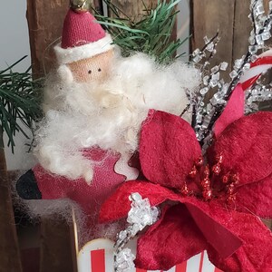 Primitive Santa in a POPCORN Box With Vintage Goodies - Original Design ...