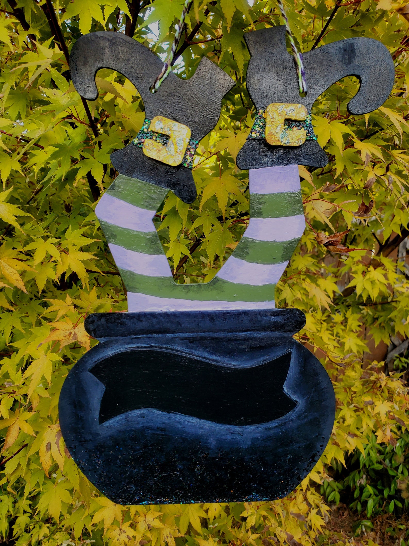 The Witch Fell Into Her Cauldron! | Chalk Board Ribbon on Cauldron ...