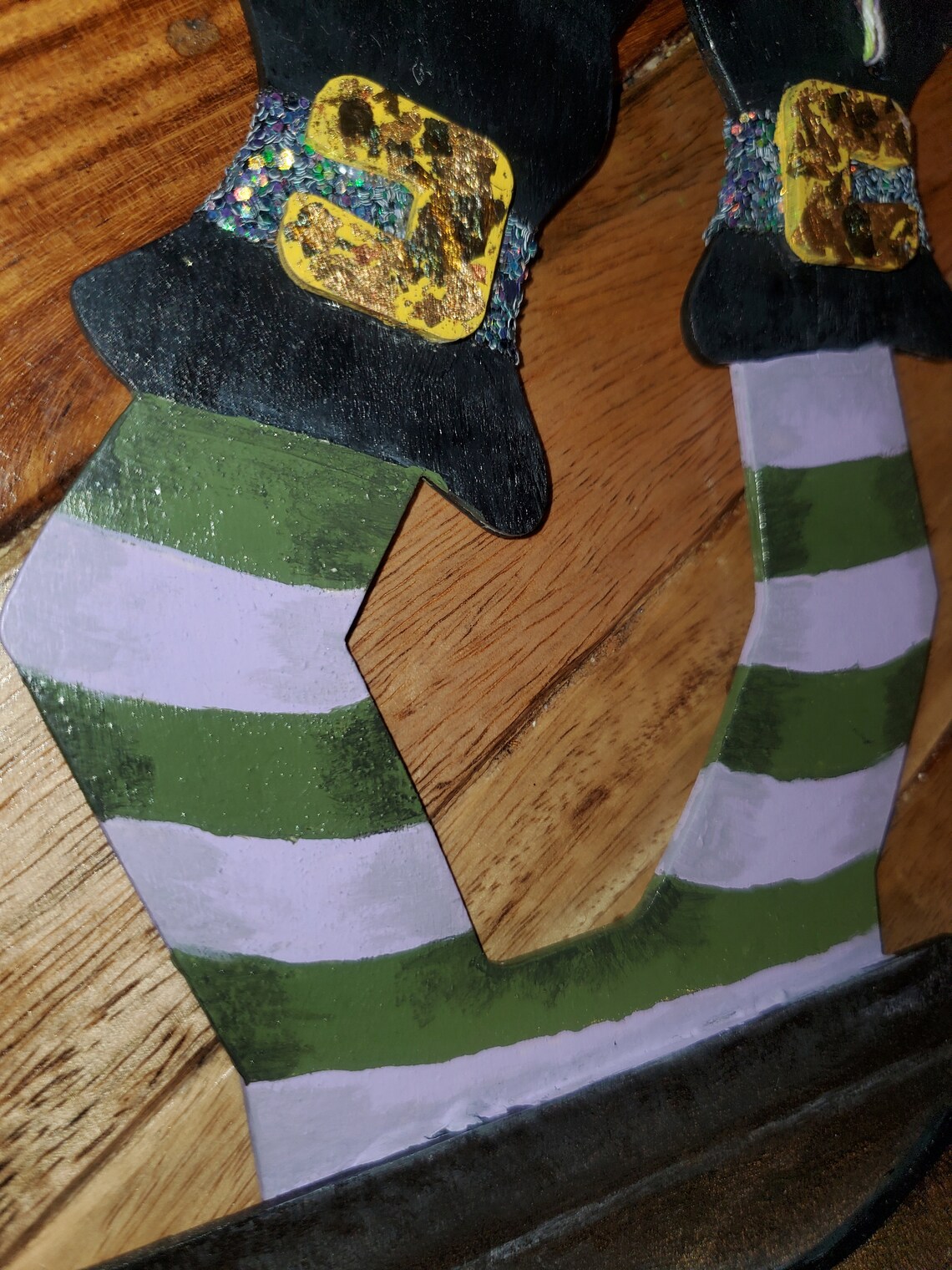 The Witch Fell Into Her Cauldron! | Chalk Board Ribbon on Cauldron ...