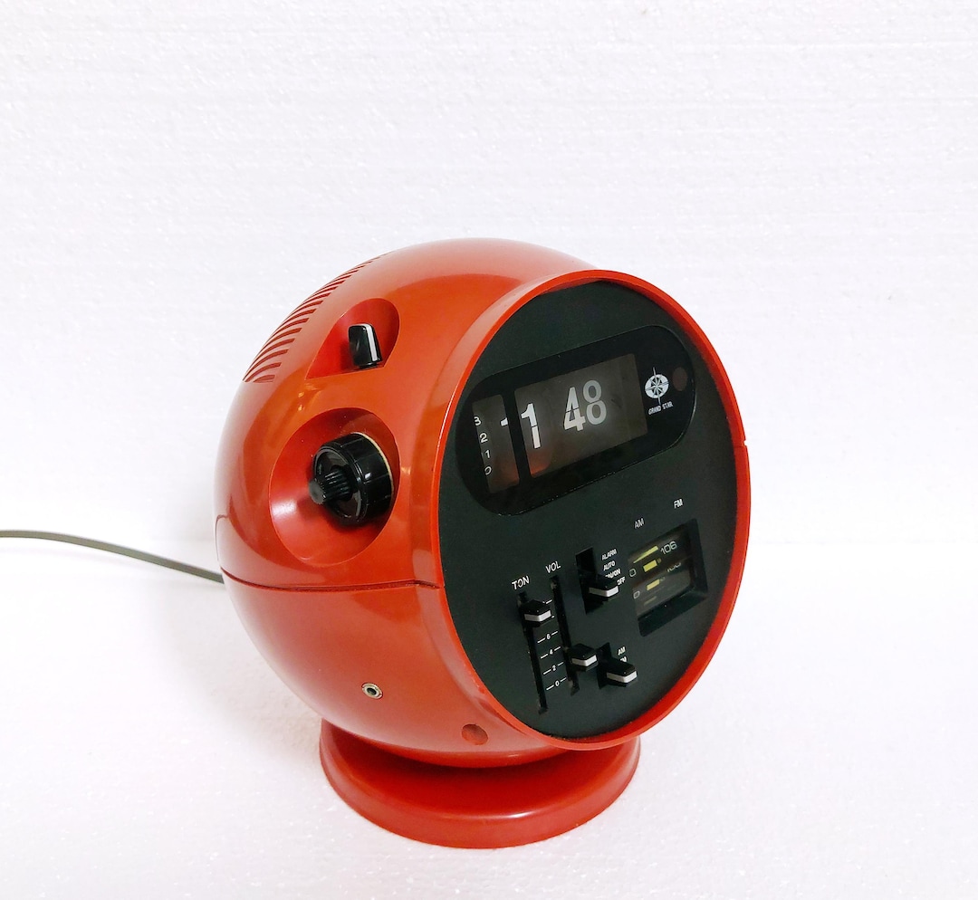 Space Age, Grand Star GS-969 Flip Clock With Radio, Alarm and Timer ...