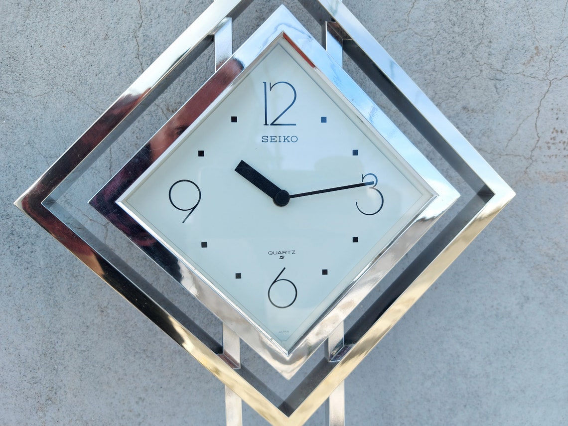 Original SEIKO Quartz Wall Clock From Japan in the 80s. - Etsy