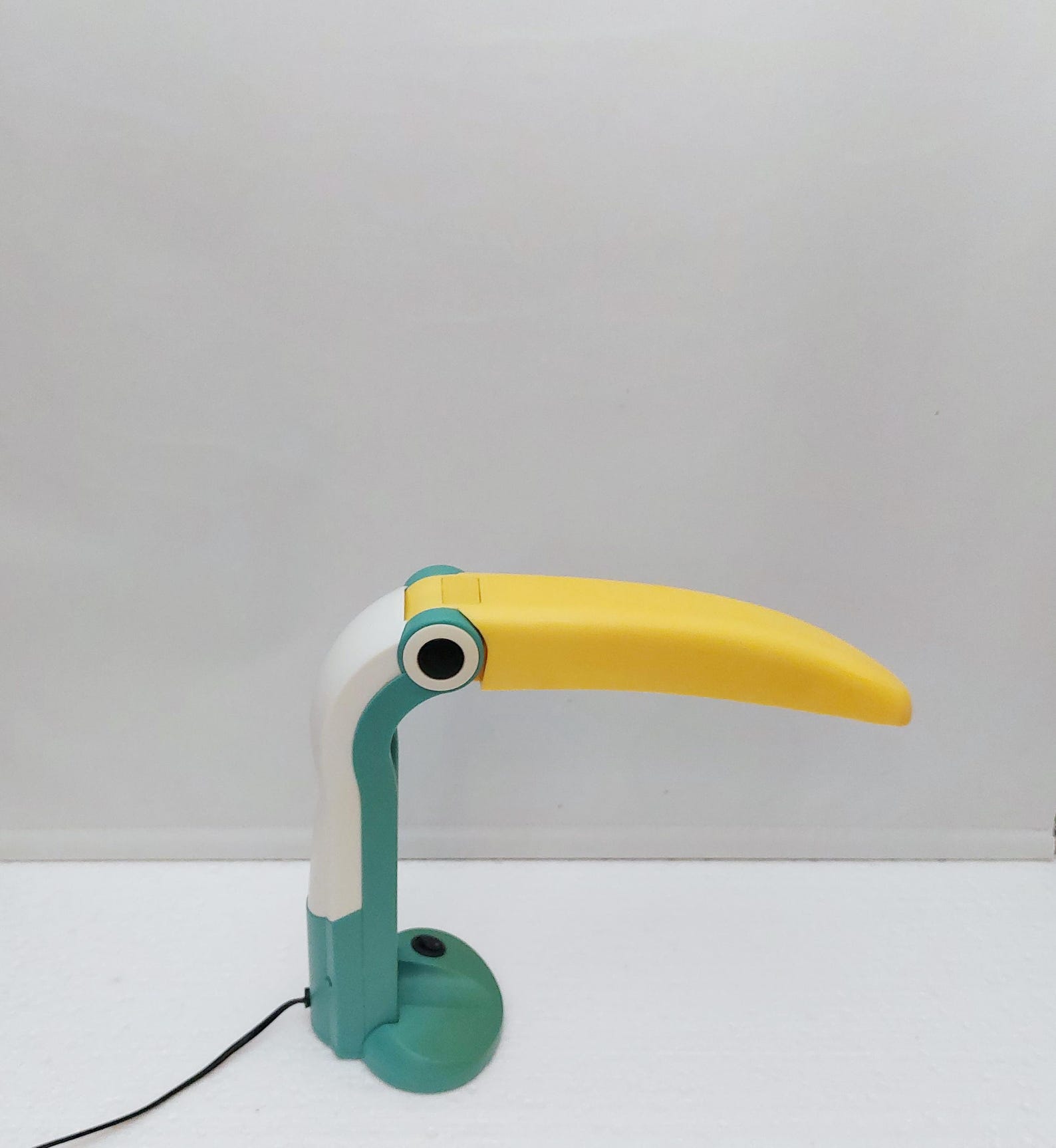 Vintage Toucan Table Lamp by H.T Huang From the 80s - Etsy