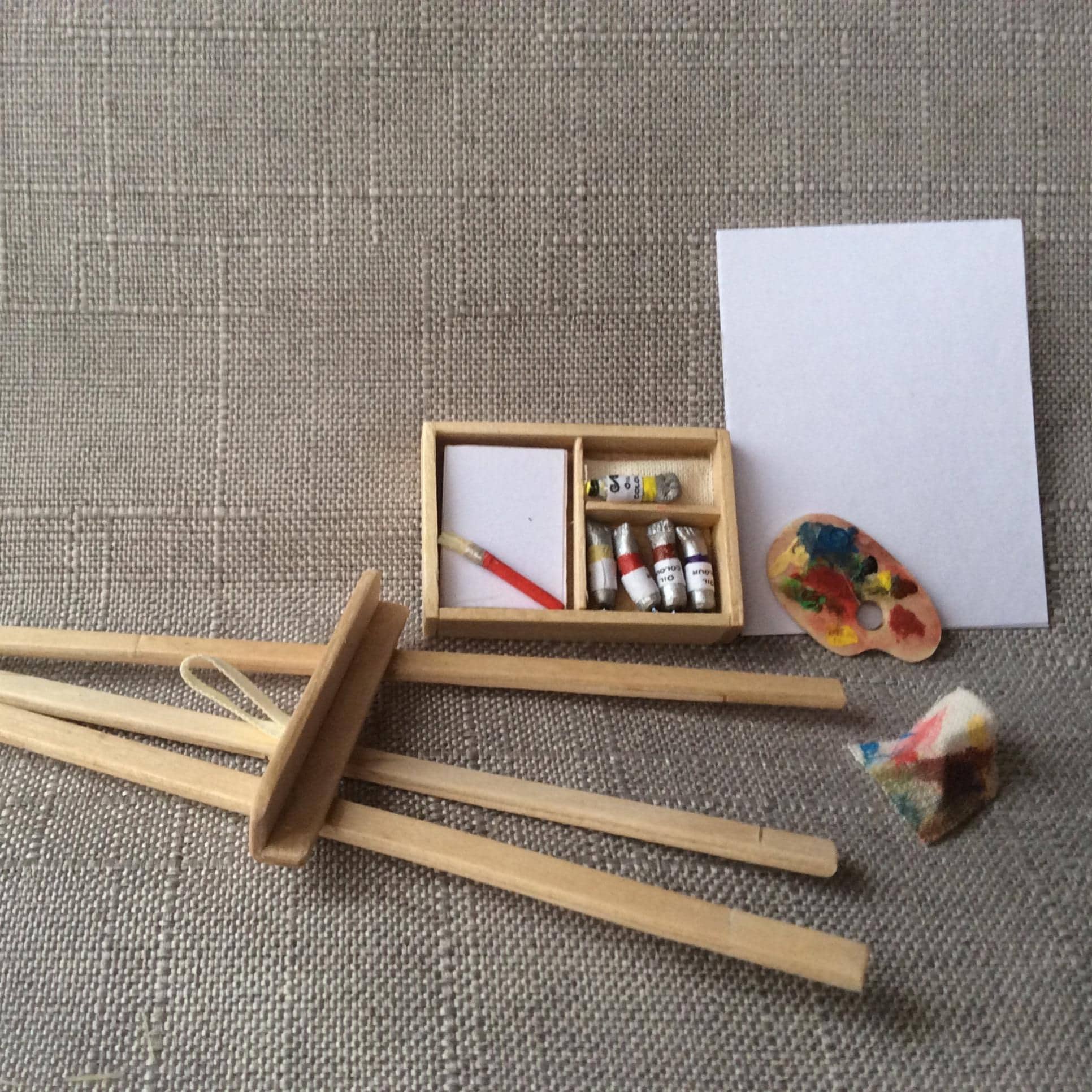 Miniature Painting Set, Easel and Artist Oil Paints, 1/12th Art Kit for ...