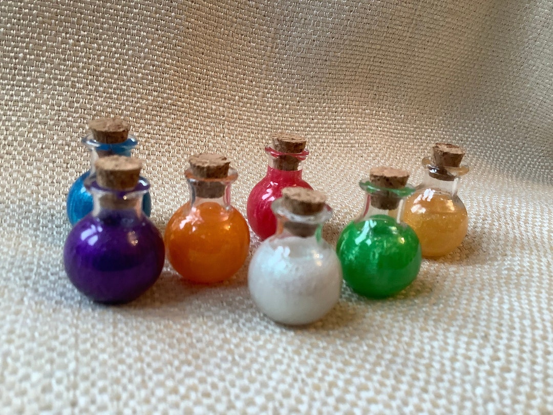 Miniature Bottles of Spells, Dollhouse Witches Accessories, Halloween ...