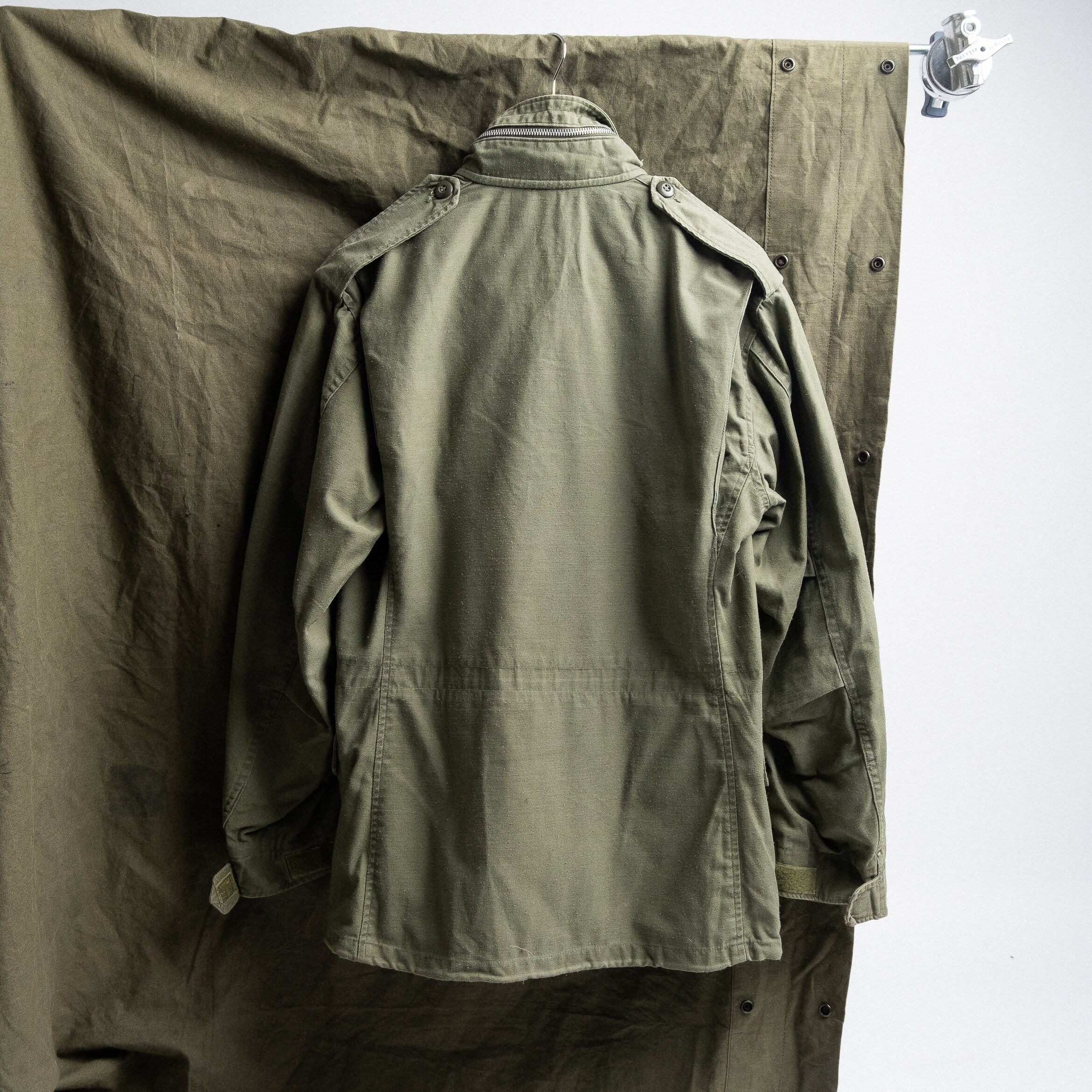 Parka M65 OG-107 de l'armée américaine vintage des années 70, taille moyenne, poitrine 44 ...