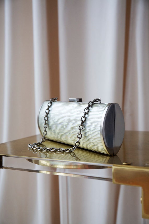 Vintage silver metallic purse - Gem