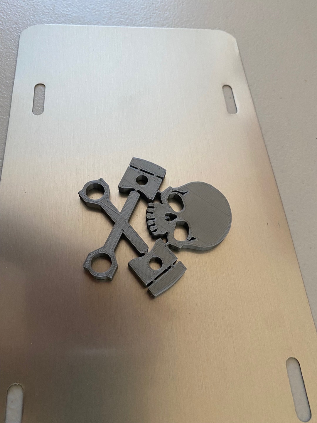 Piston Skull in 3D Version - License Plate INSERT Grey W Grey ...