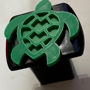 Honu Turtle With Shell in 3D - 2 Inch Trail Hitch Cover - Black With ...