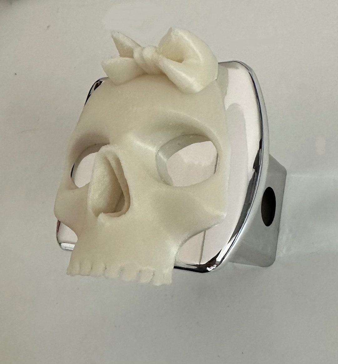 Scary 3 Dimensional Skull Head W Bowtie in 3d - Chrome With Various ...