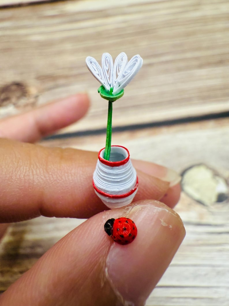 Quilled Paper Ladybugs - Tiny 3D Insect, Handcrafted Set of 10 - Etsy