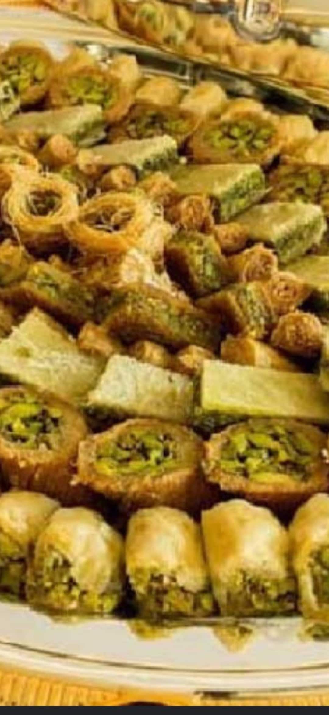 Kunafa & Baklava Mixed Box Two Dozen - Etsy