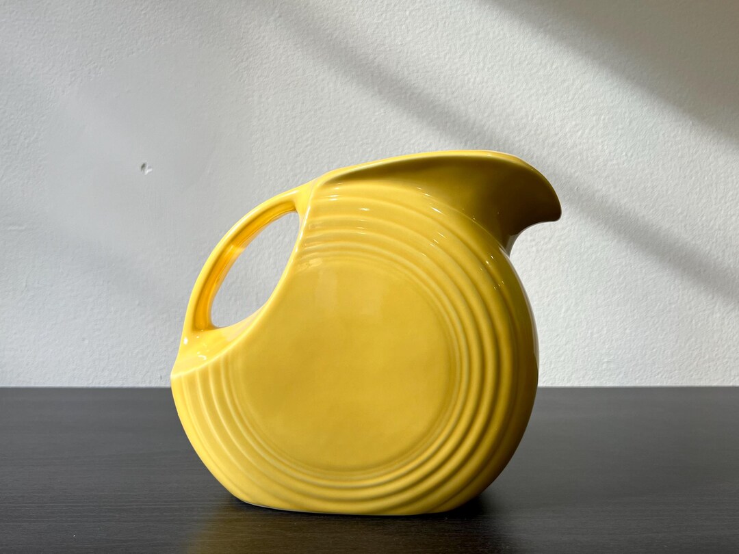 Fiestaware Yellow Pitcher, Vintage Fiestaware Large Disk Pitcher - Etsy