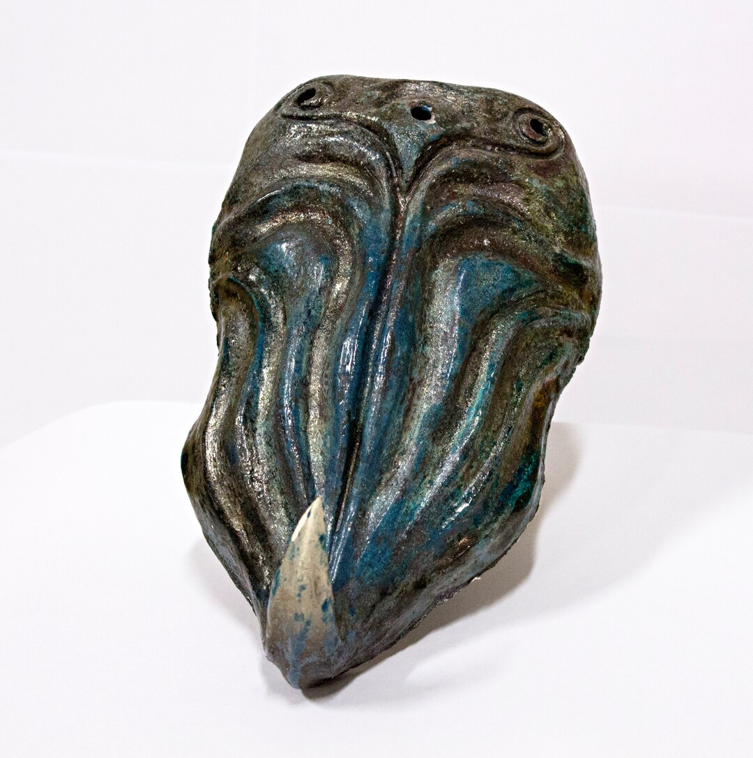 Faceless Sculpture - Etsy