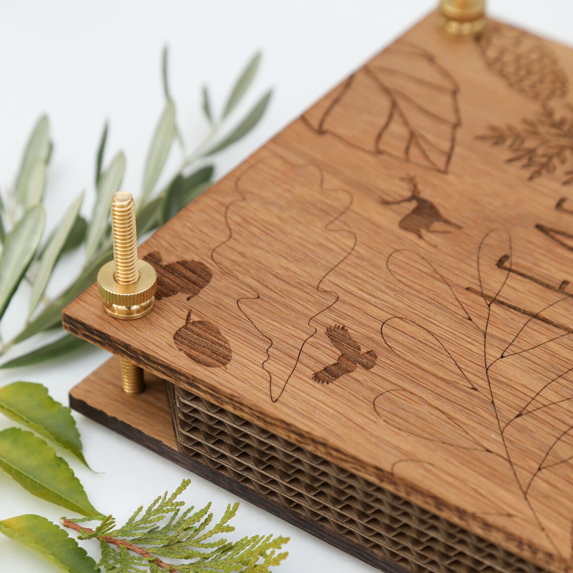 Wood flower press with wildlife design Botanical press kit | Etsy