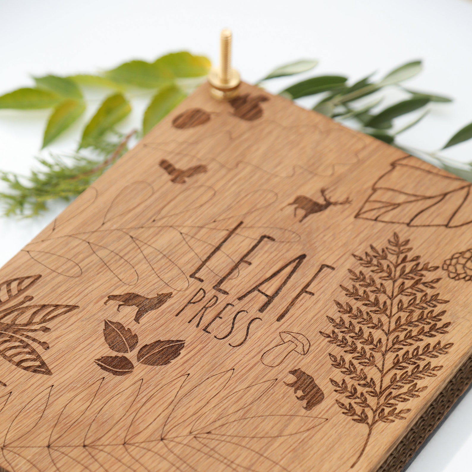 Wood flower press with wildlife design Botanical press kit | Etsy
