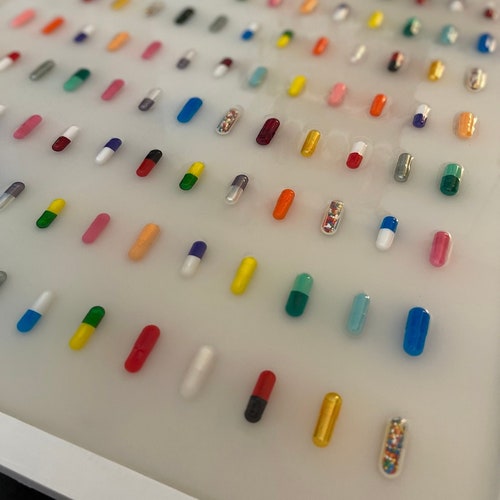 Pop-art Resin Pill Bookends Custom Pill Pharmacy Handmade Art - Etsy