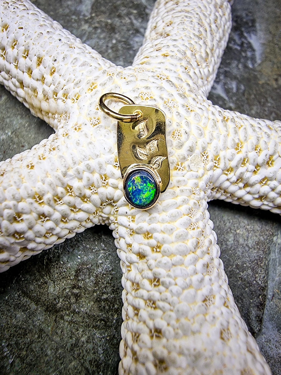 Superb Unique Pendant Creation in 18K Gold and Black Opal From ...