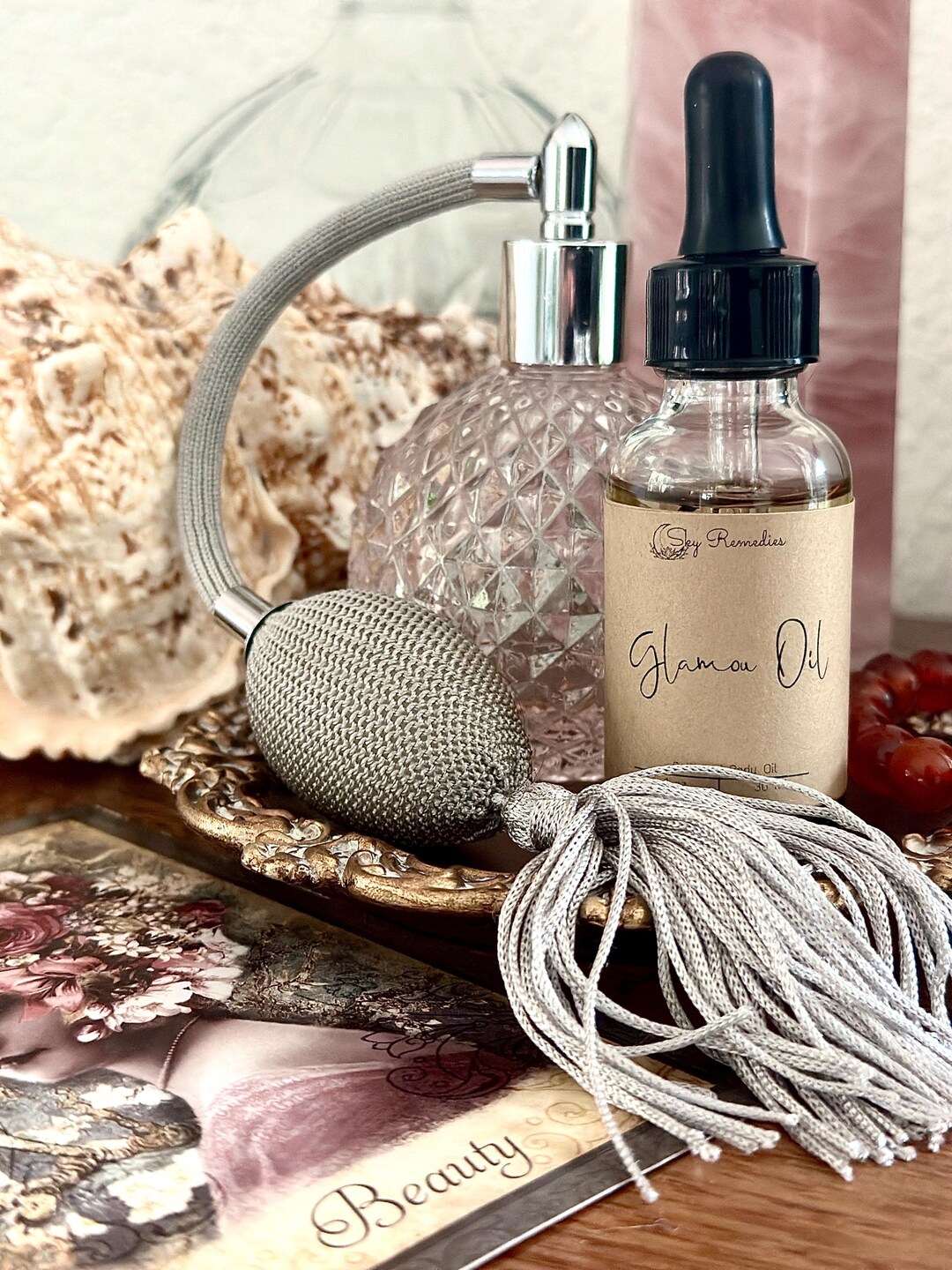 Glamour Oil, Aphrodite Oil, Venus Oil, Beauty Oil, Attraction Oil ...