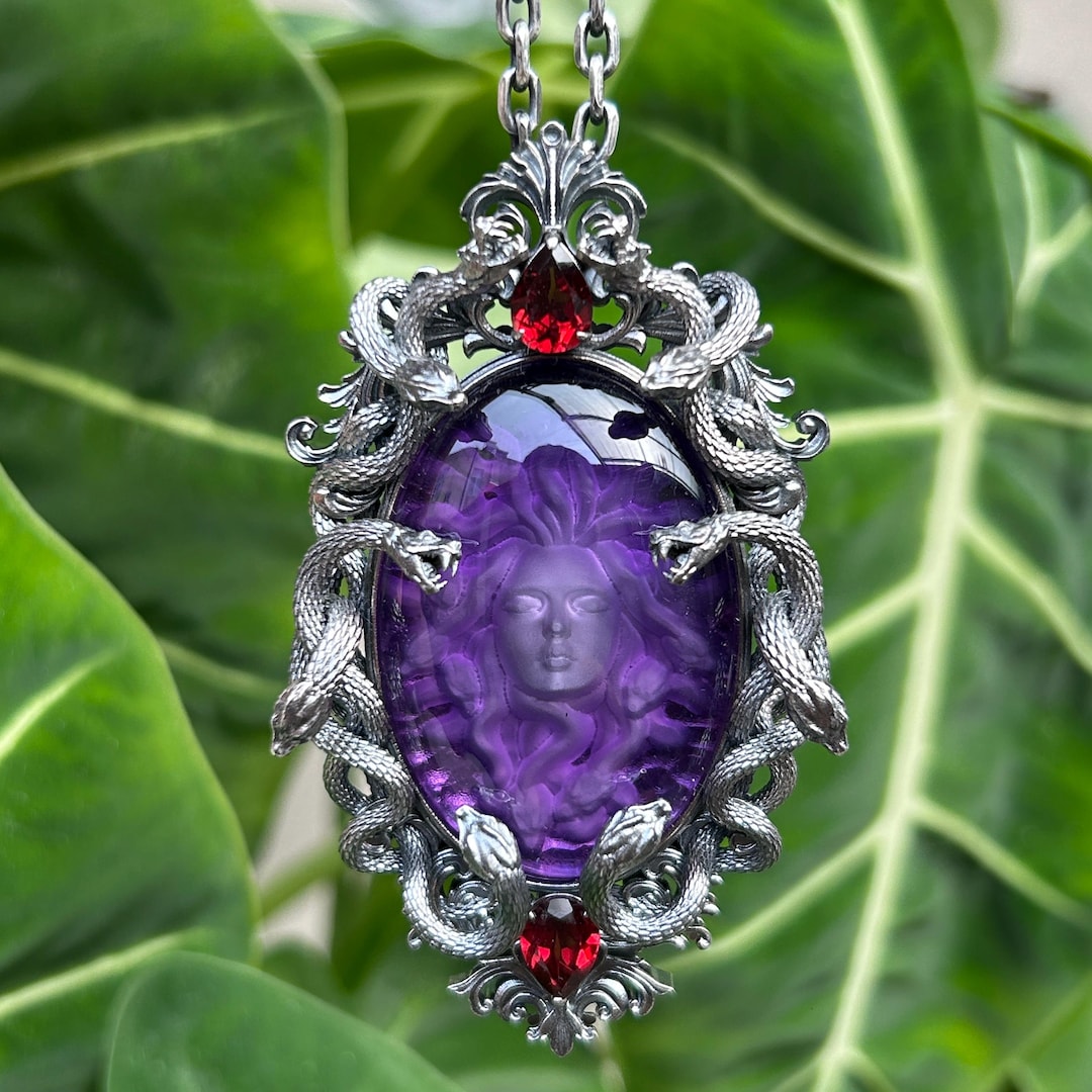 Amethyst Intaglio Medusa Pendant – Snake Frame Jewelry - Etsy