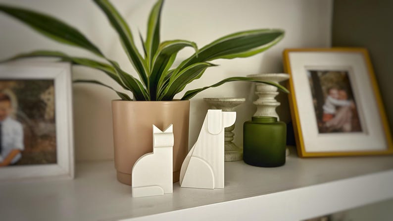 Minimalist Cat and Dog 3D Ornament, Geometric Pet Sculpture (digital ...