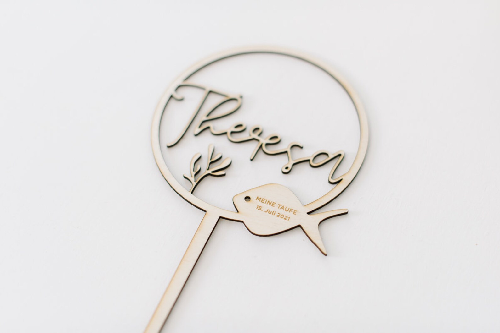 Cake Topper 'theresa' Made of Wood Wreath With Fish + Name - Etsy