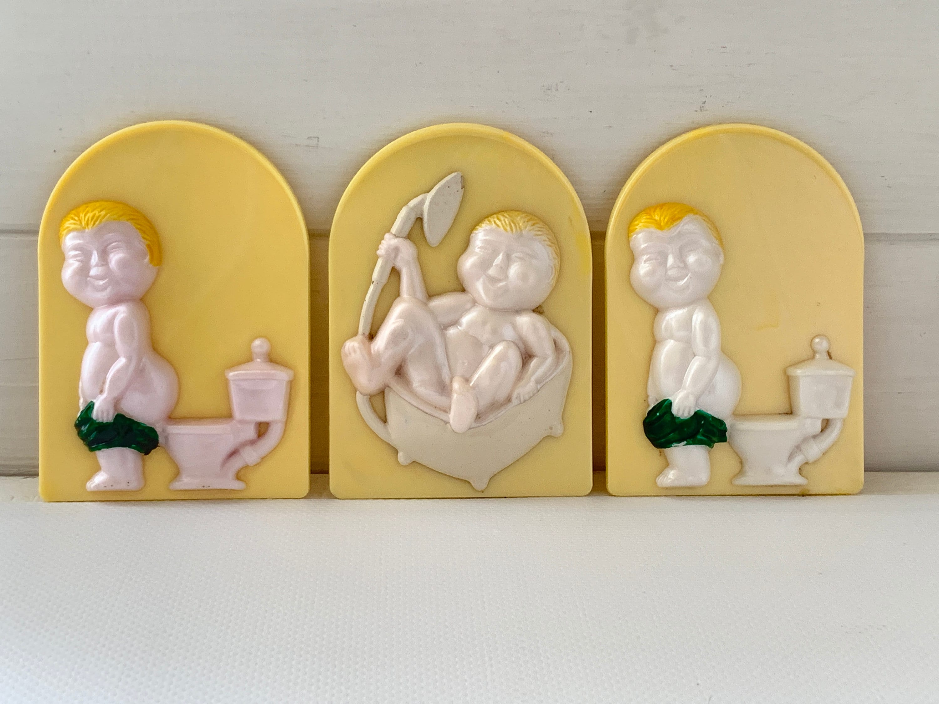 Vintage Bathroom and Toilet Door Signs. Retro Signboard for a Toilet ...