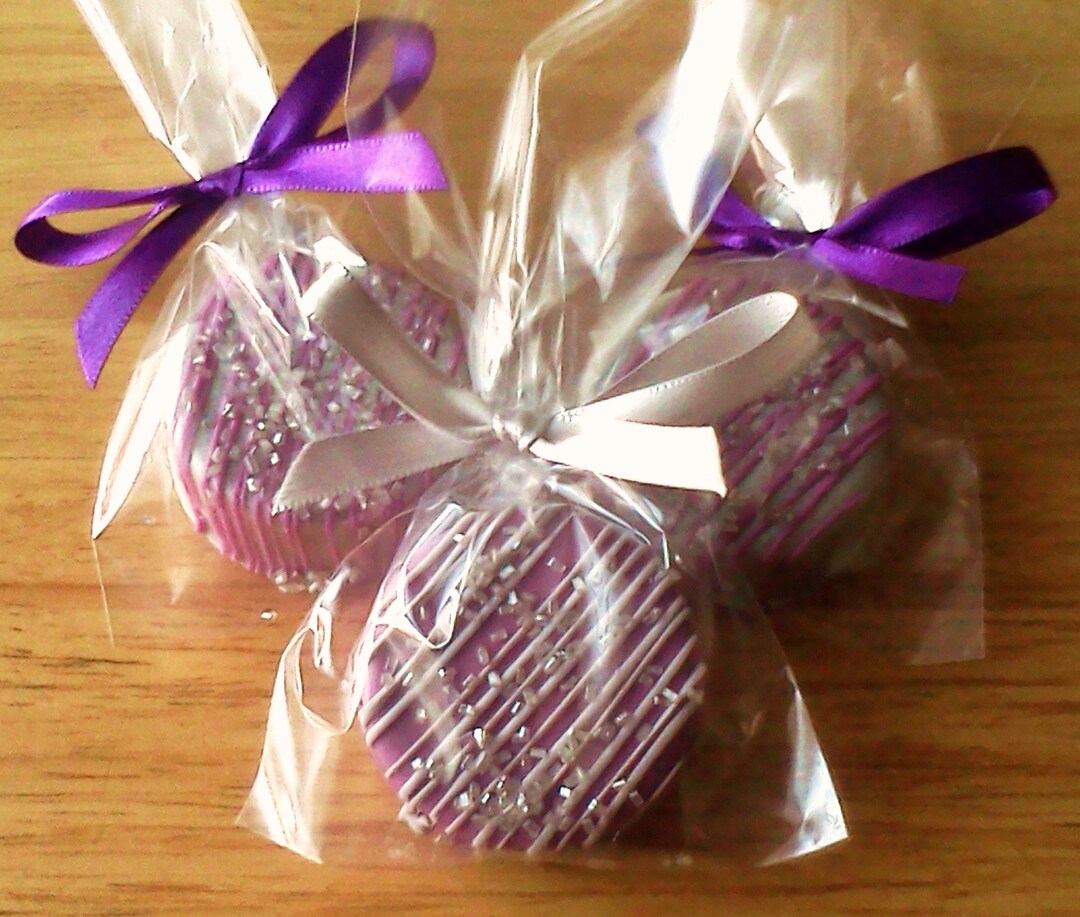 Chocolate Covered Oreos W/ Silver Sprinkles 1 Dozen - Etsy