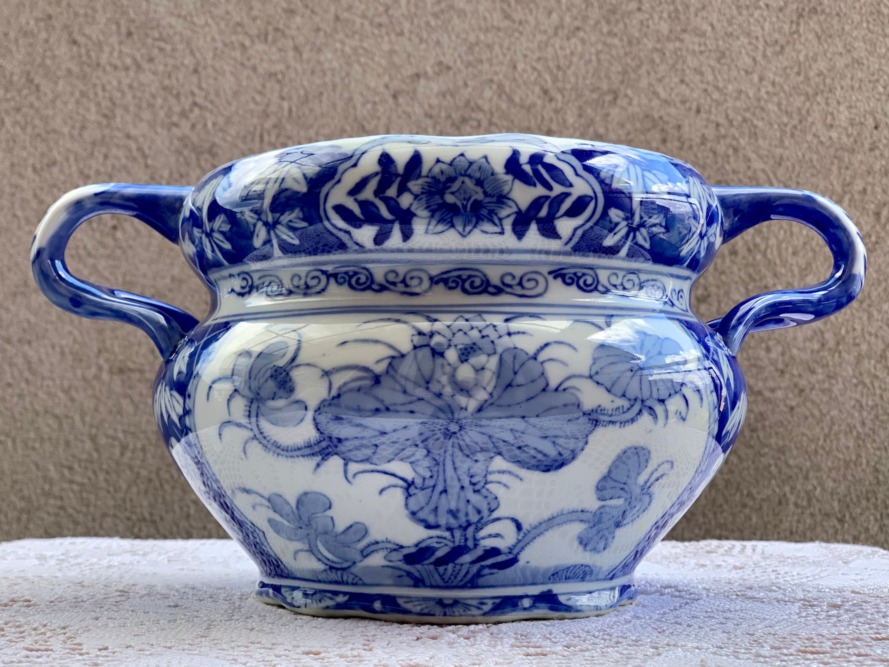 Persian Porcelain - Etsy