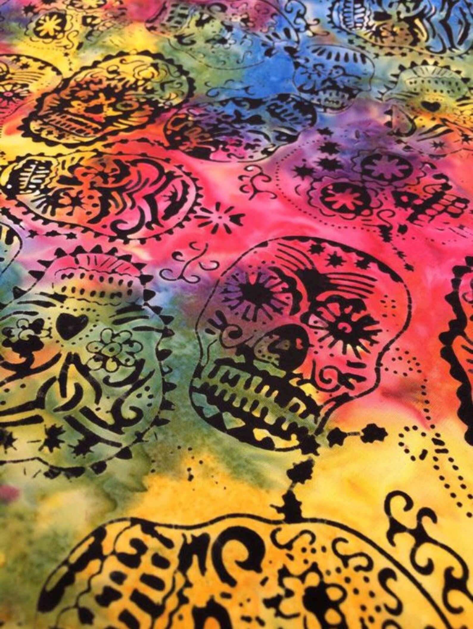 tie-dye-skull-fabric-18x22-bold-multi-color-quilting-sewing-etsy-uk