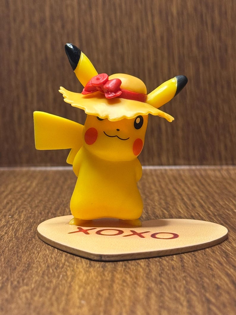 Pokemon Valentine Pikachu Heart Figure - Etsy