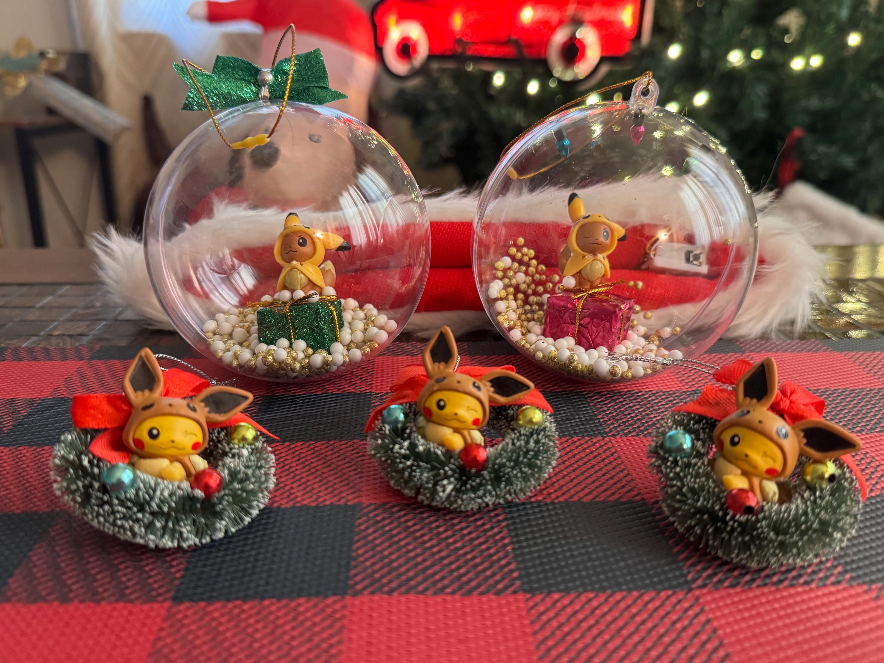 Eevee Pikachu Pokeball Snow Globe Ornament Pokémon Christmas Pokemon ...