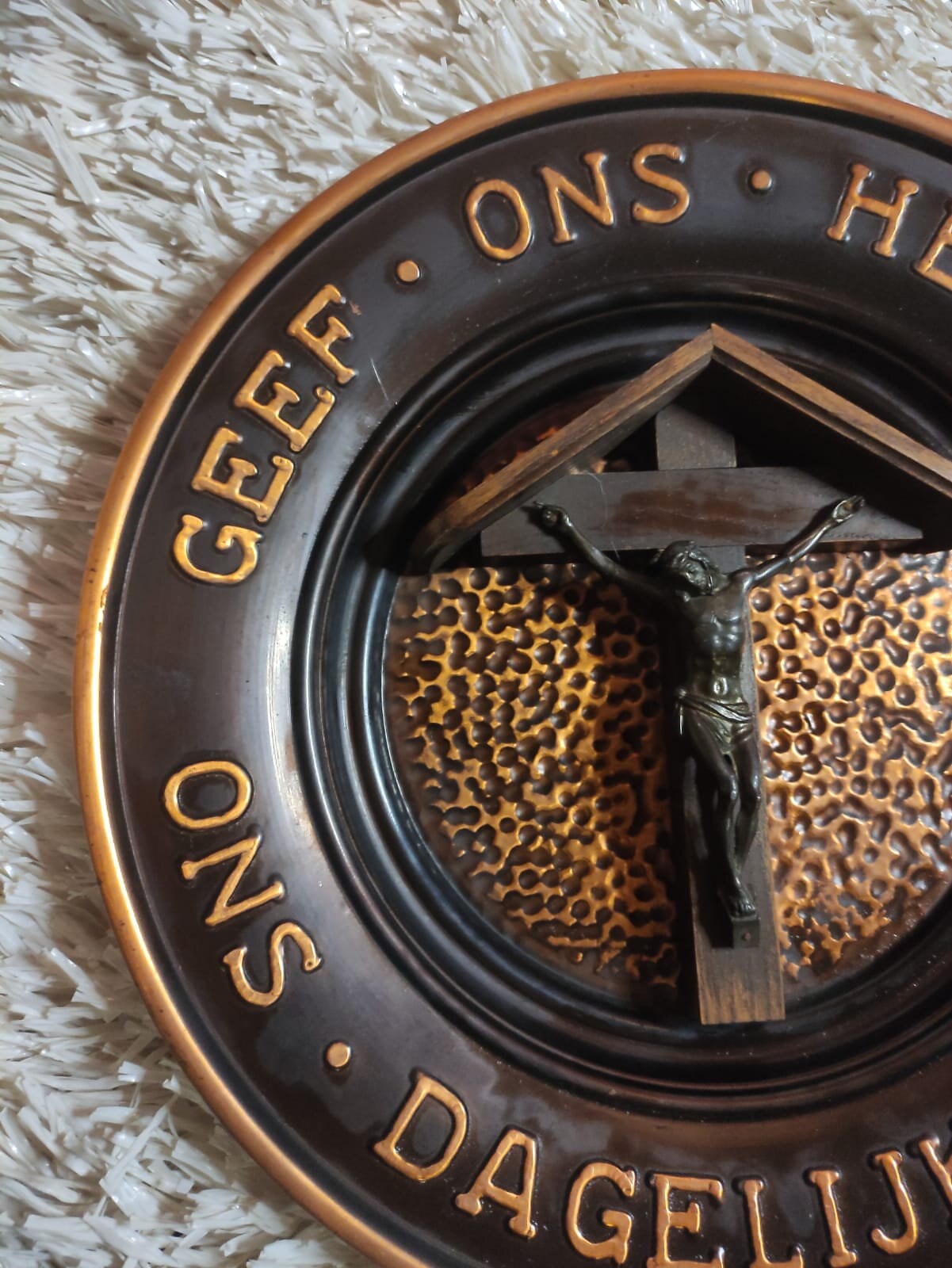 Bronze Statue of the Crucified Jesus Christ in a Giant Copper - Etsy