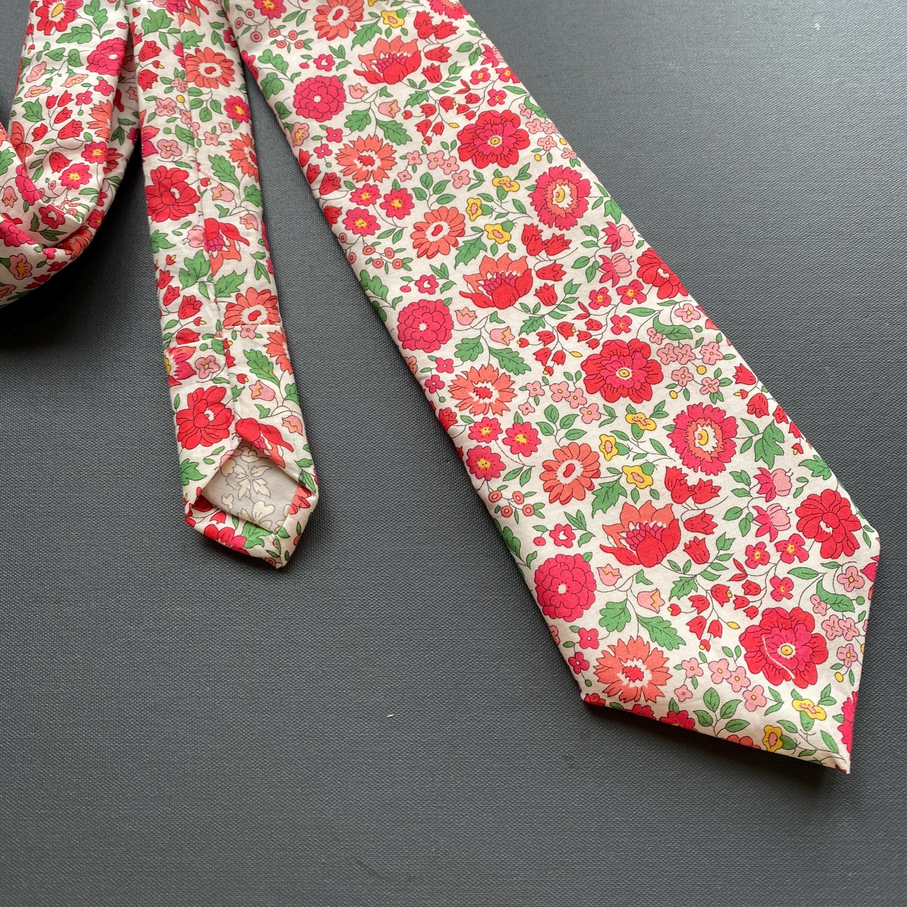 Liberty Necktie in Red Floral (D'ANJO) - Handmade Liberty of London ...
