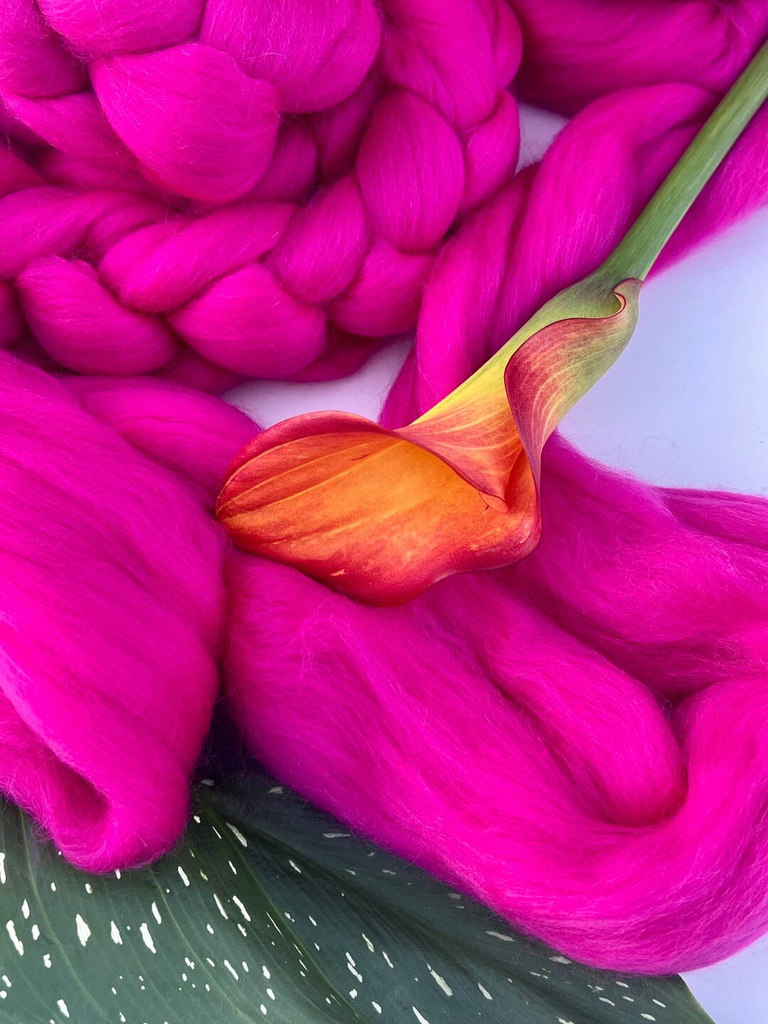 Hot Pink, 18.5 Mic Superfine Merino Wool Combed Top Roving, RASPBERRY ...