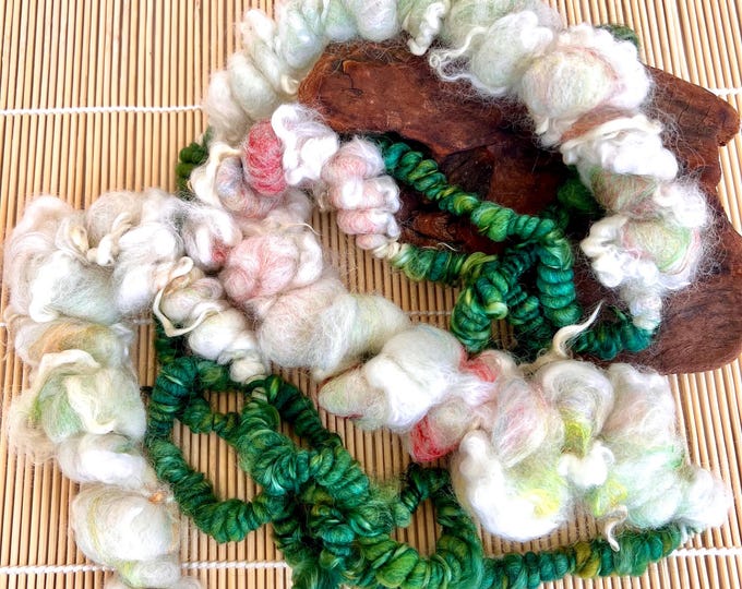 Large Bobble Art Yarn With Wool Locks, CLIMBING ROSES, Multicolored ...